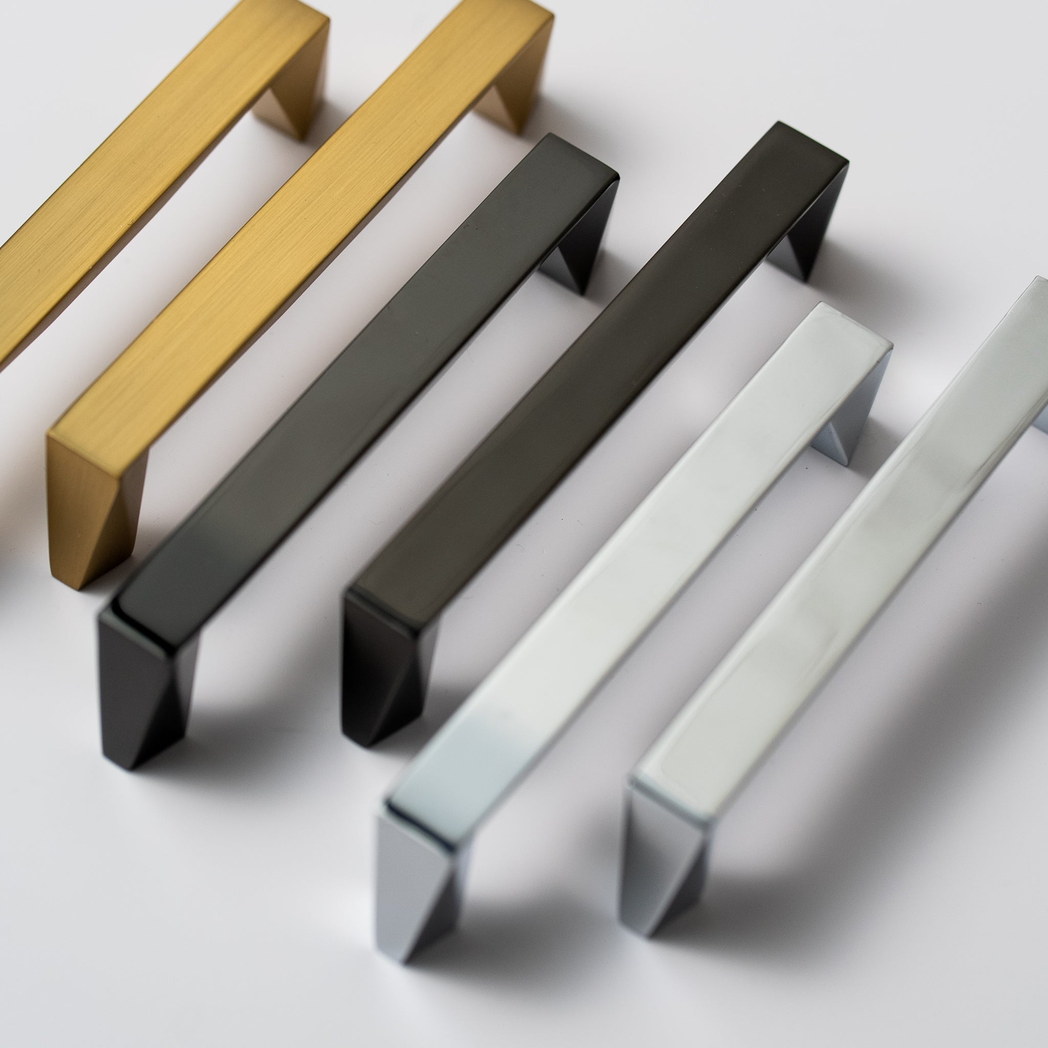 Murphy Bed Side Cabinet Handles | Inovabed